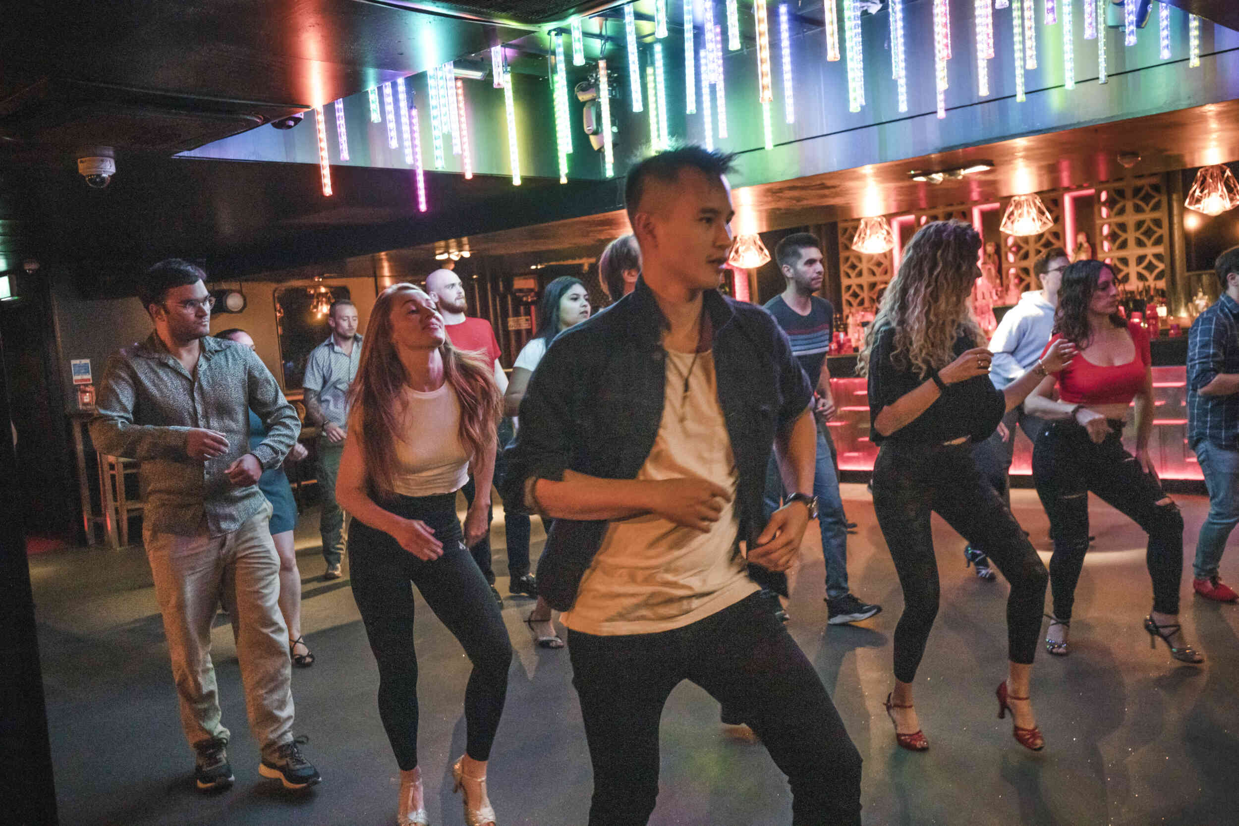 Salsa and Bachata Dancing Classes and Events by Latin Roots Edinburgh ...